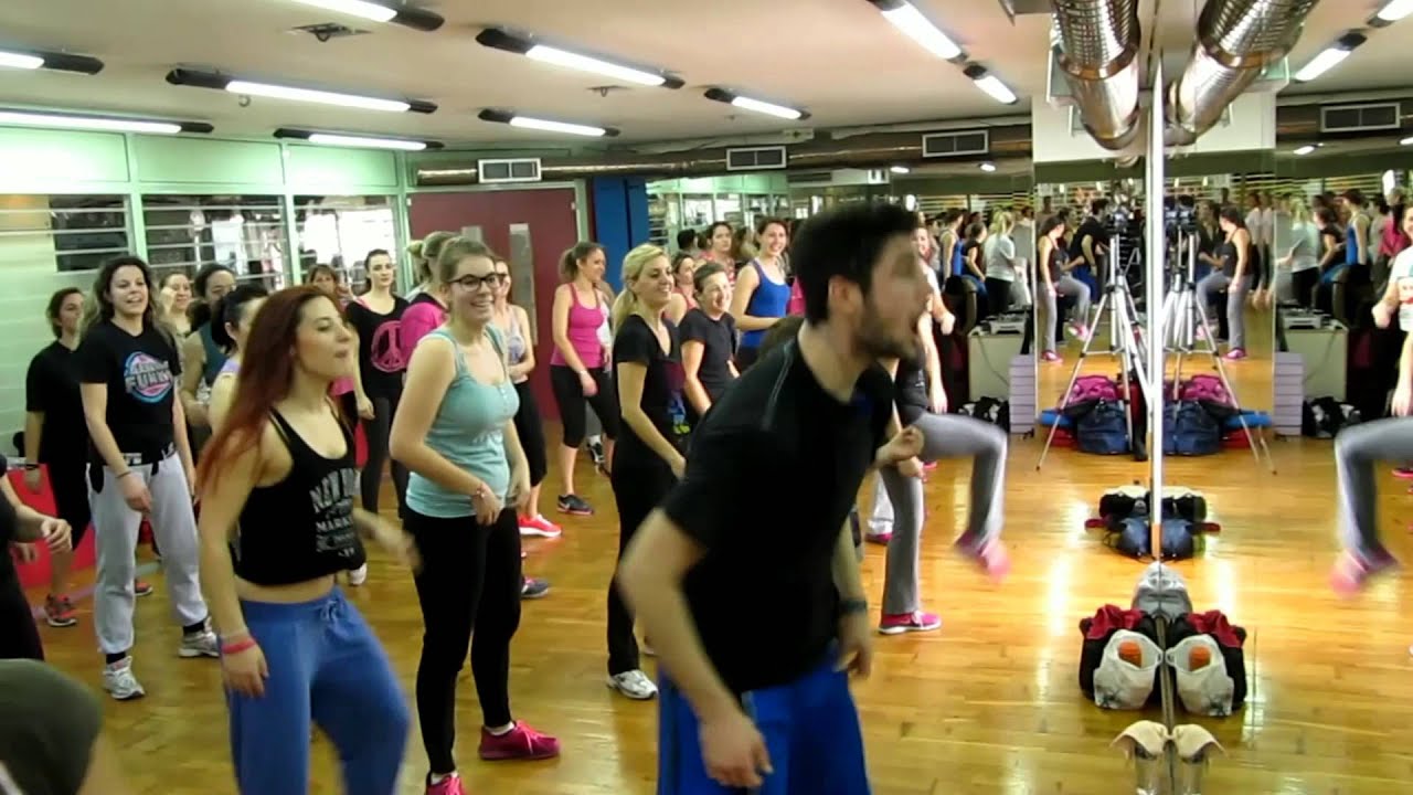 Tumbao by Pedro Santana,Niko,Tatiana,Thodori - Mami Pitchea - YouTube