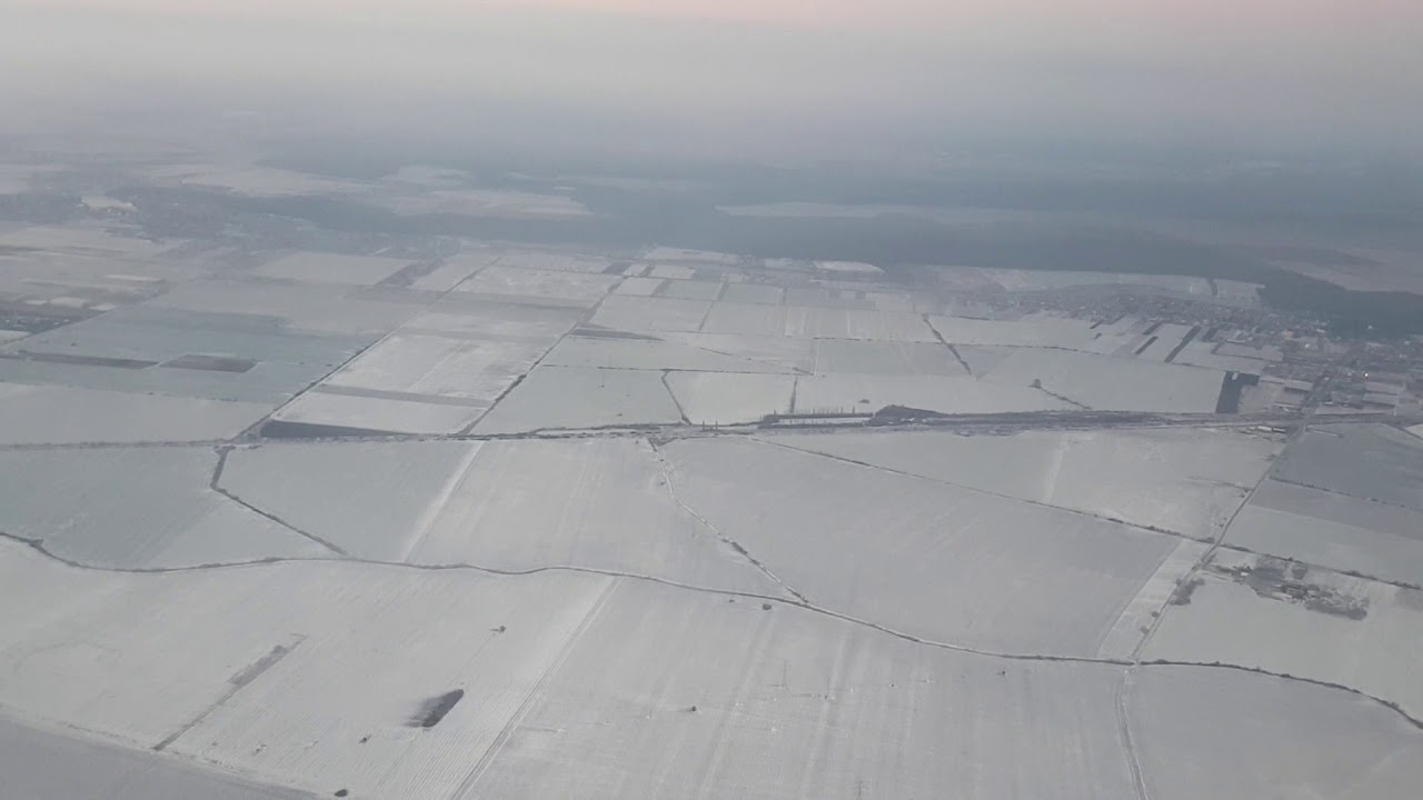 Decolare TAROM RO343 OTP-VIE YR-BGM (B737-8H6) 29.11.2018 - YouTube