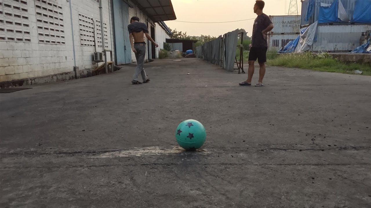 main bola tarkam! - YouTube