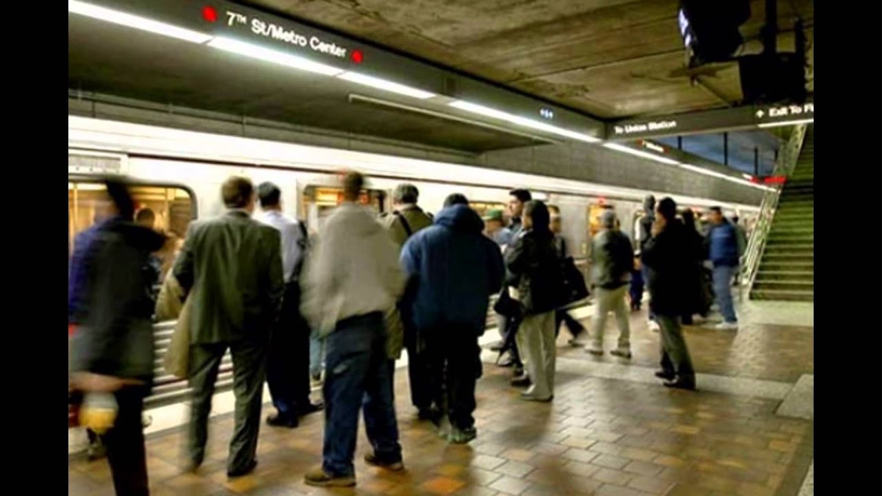 Los Angeles Metro Red Line train ride from 7th Street/Metro Center to ...