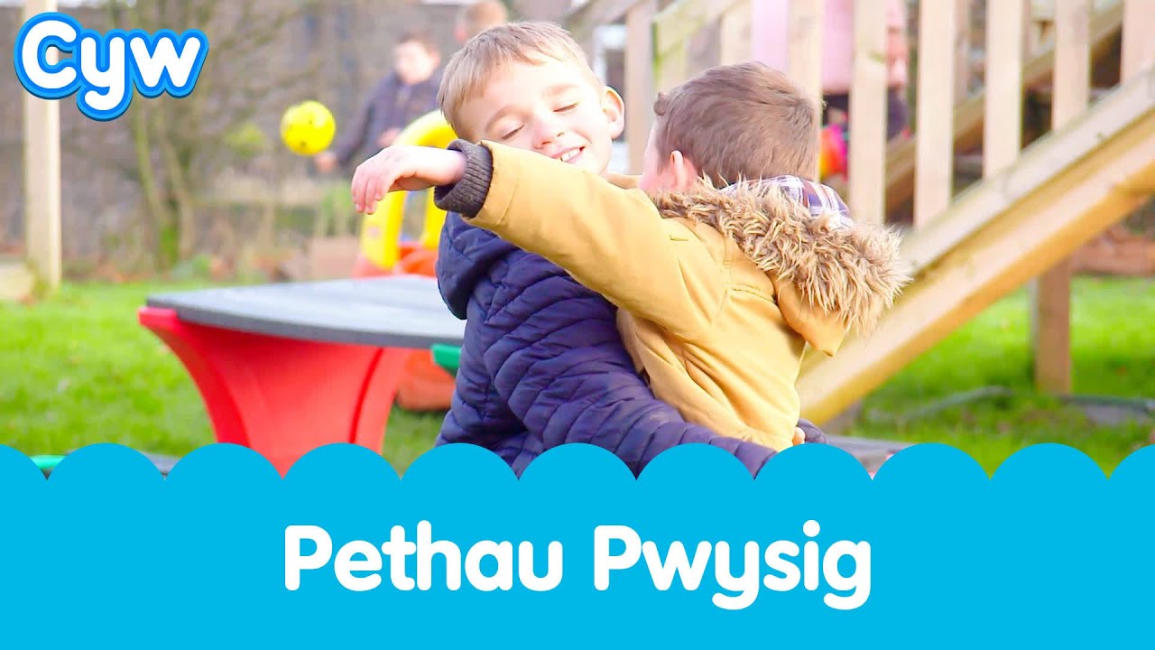 Cân Pethau Pwysig (Cyw's Important Things Song) | Cyw | S4C - YouTube