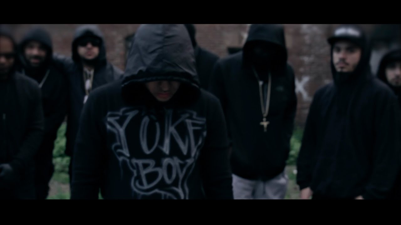 Extraordinaire-Yoke boy (official music video)HD - YouTube