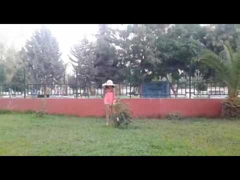Ece Seçkin sevimli klip