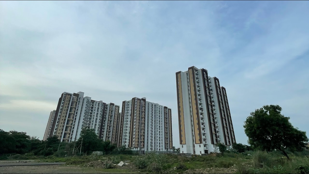 MAKE OUT HILL☮️ Live Stream - YouTube