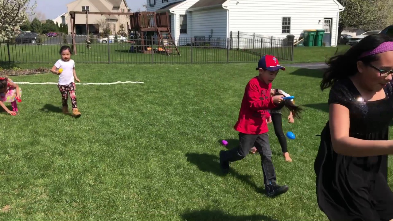 Easter Egg spoon race - YouTube