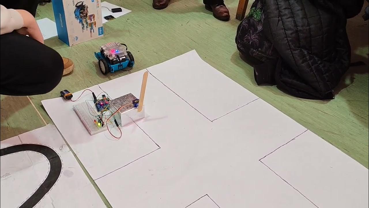 Regulisanje saobracaja na raskrsnic(arduino pločica,mboot,semafor,rampa ...