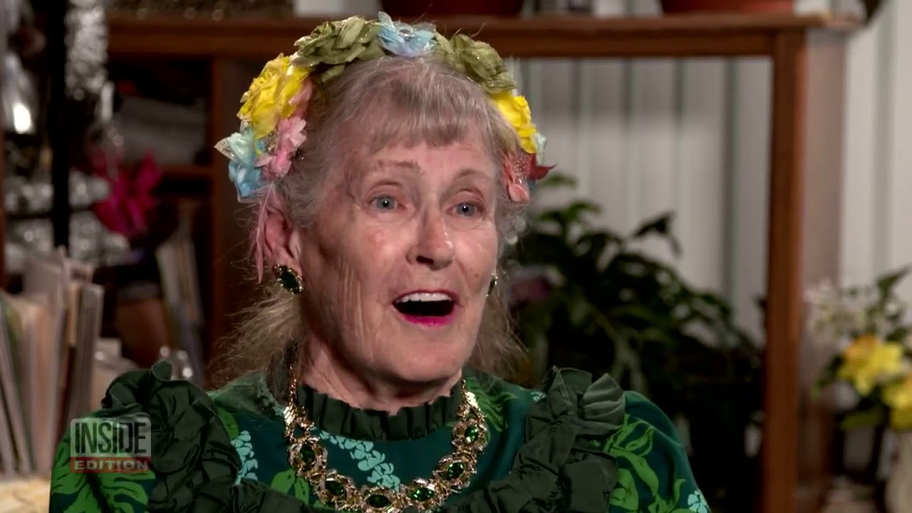 171125140 Tonya Harding's Mother Reveals They're Estranged - YouTube