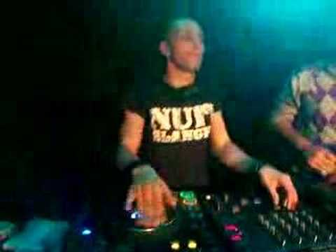 DJ Şenol Mix Show - www.djkarizmadjserkan.deriz.biz -