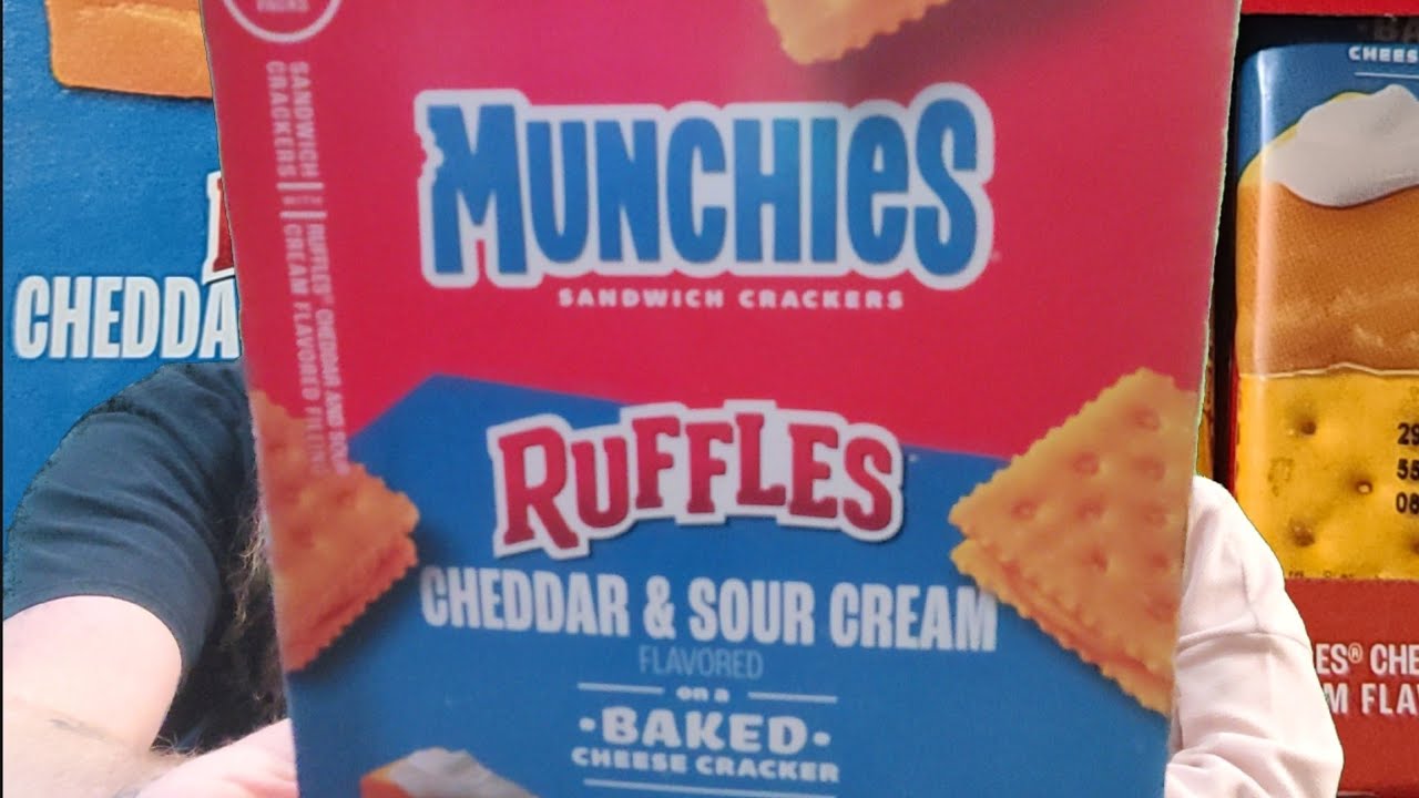 Munchies Ruffles Cheddar and Sour Cream | Taste Test on these Sandwich ...