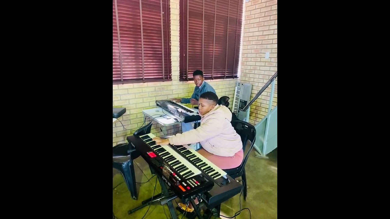 Zama Shange and Aphelele Jili🔥🔥🔥🔥🎧 - YouTube