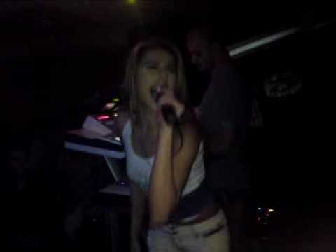 RADMILA MANOJLOVIC - Cafe Laby - Uzivo 1/2
