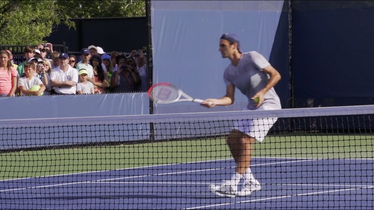 Roger Federer Volley - 2013 Cincinnati Open - YouTube
