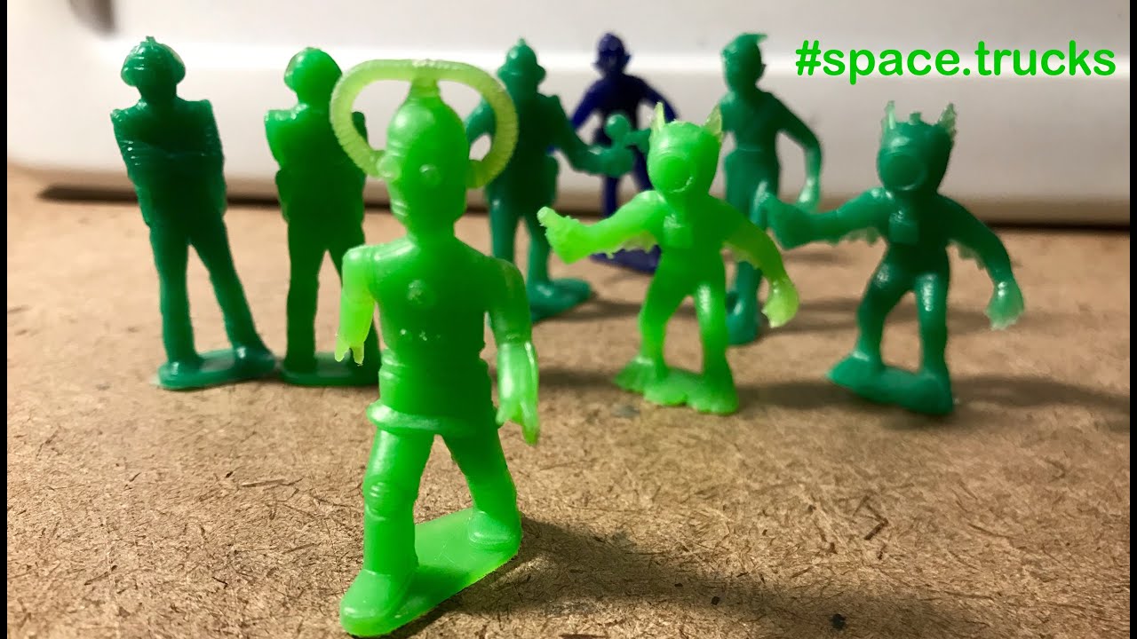 Marx Toys 40mm Green Aliens from "Operation Moon Base" (1962) and ...