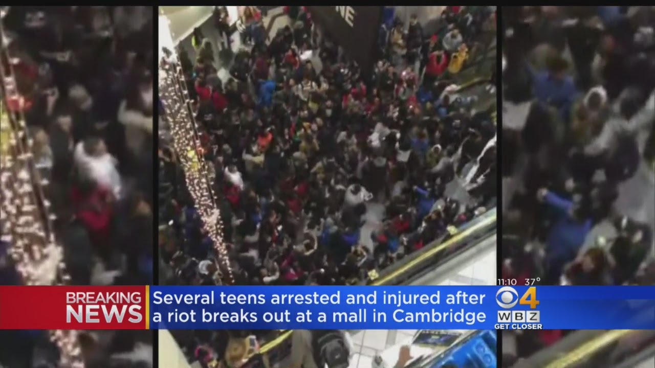 Police Use Pepper Spray To Disperse Large Crowd At Cambridge Mall - YouTube