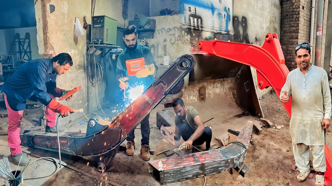 Excavator Boom Making With High Strength Iron Sheet | Mass Production ...