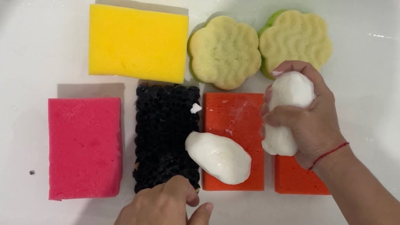 [ASMR] Asmr Sponge Squeezing - YouTube