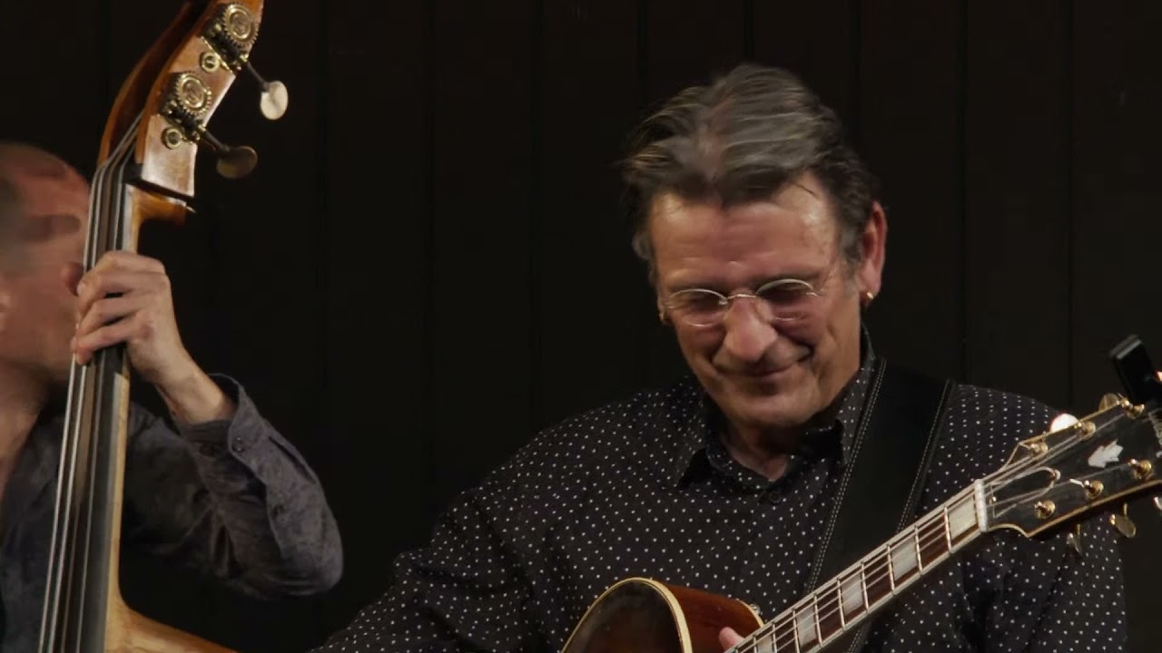 Roberto Bossard New Group live @Tangente Eschen - YouTube