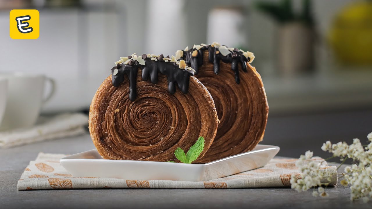 CHOCOLATE CROMBOLONI - YouTube