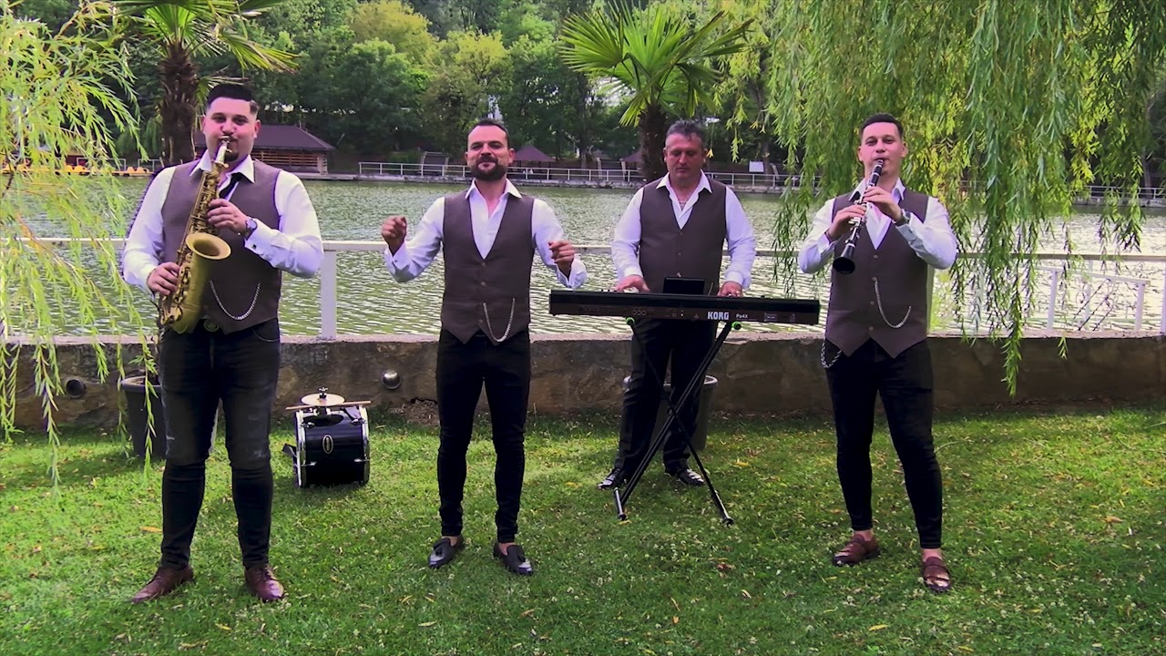 FORMATIA GRAND MUSIC SHOW ASTAZI ESTE NUNTA MEA Daniel Croitoru - YouTube