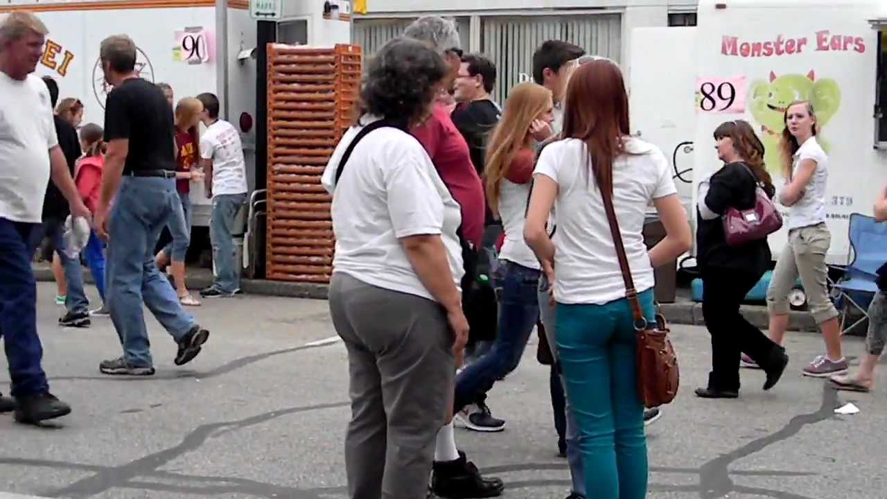 2012 Evansville Fall Festival - Crowd Video - 30 - YouTube