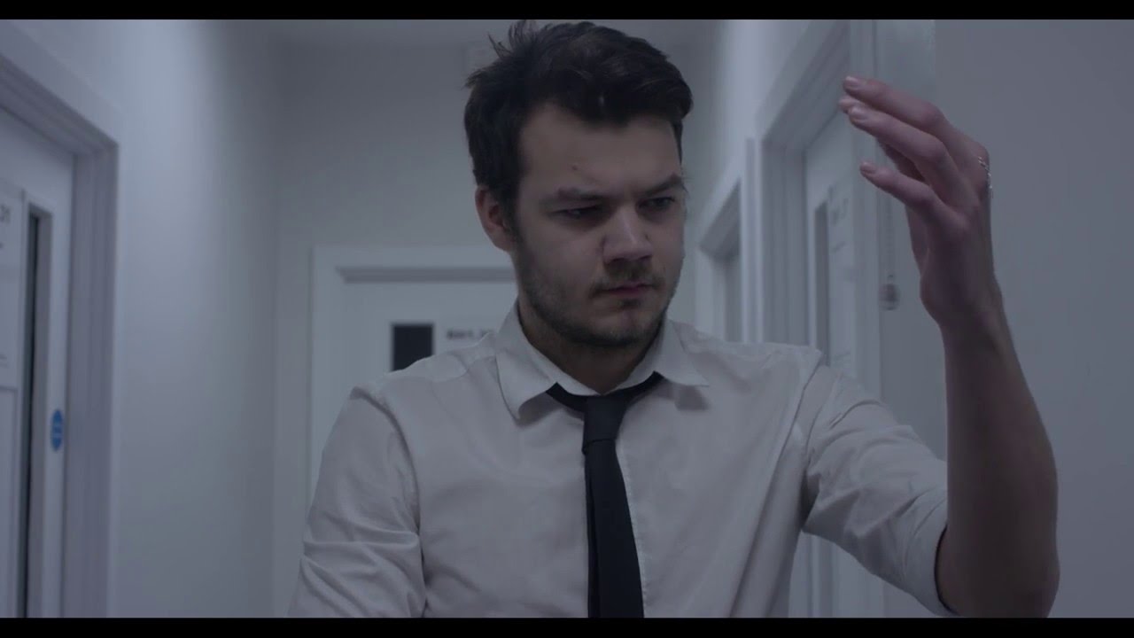 'RUNAWAY' - Award winning student short film - YouTube