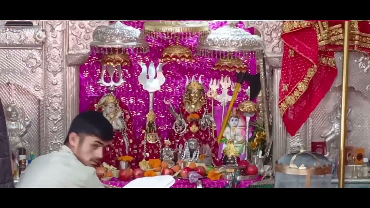 Jai Chandi Maa || Chandi Mata Best Bhajan || Jai Machaila wali - YouTube