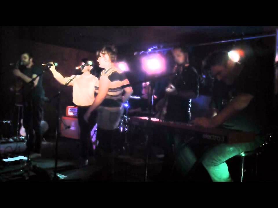 Melbourne Girls - YouTube