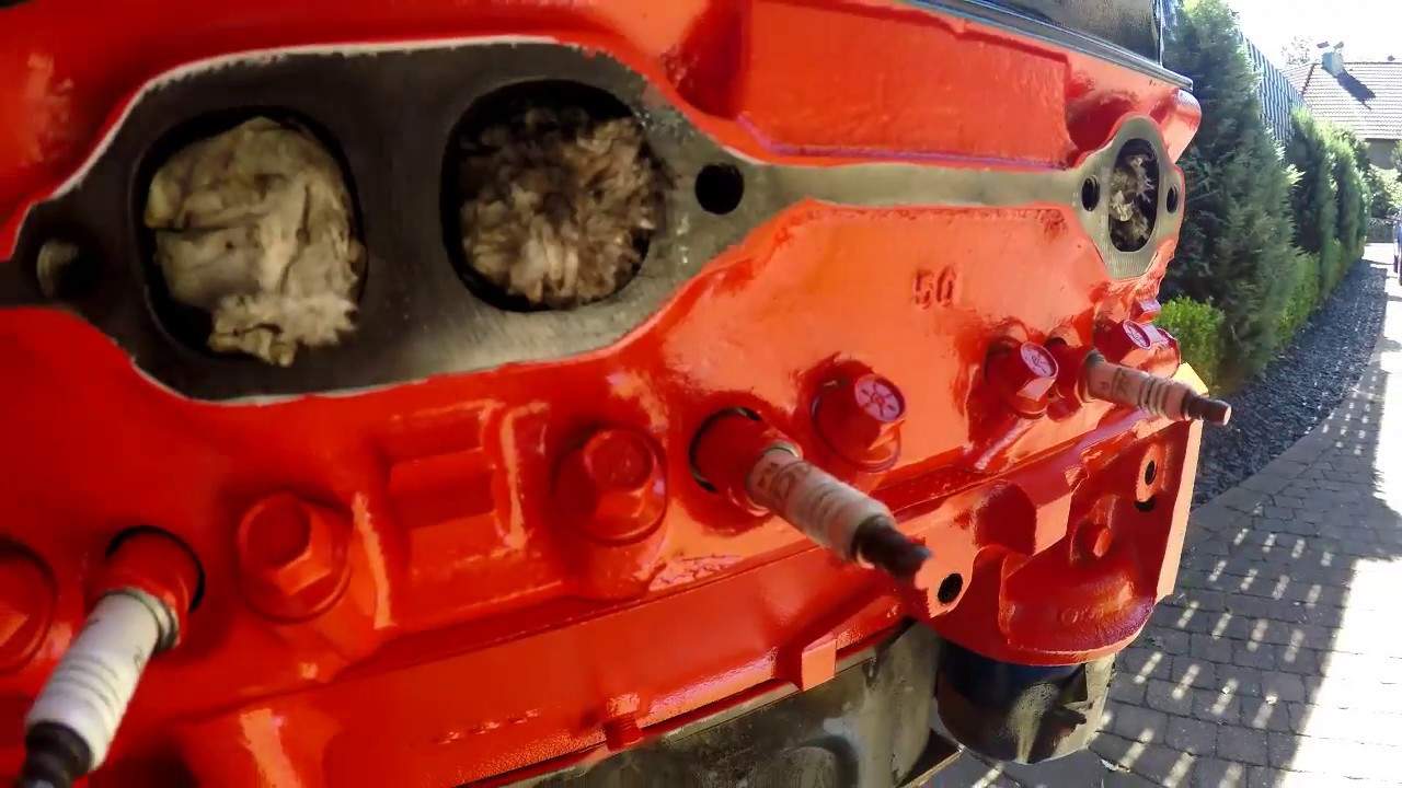 Chevy small Block Paintjob engine enamel - YouTube