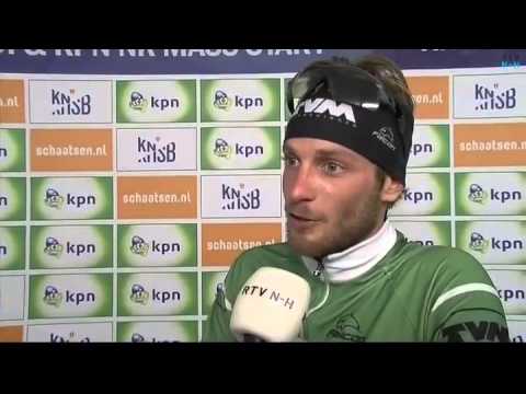 Christijn Groeneveld blijft langebaanschaatsen - YouTube