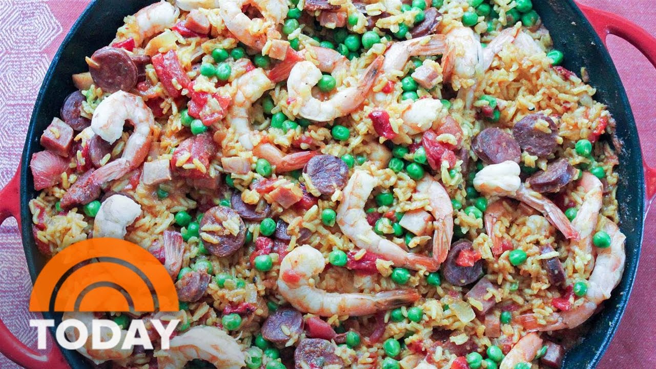 One-Pot Paella Is As Simple As It Is Delicious | TODAY - YouTube