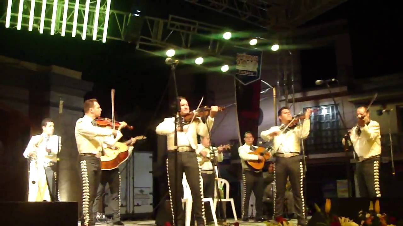 MARIACHI VARGAS DE TECALITLAN. FIESTA EN JALISCO. - YouTube