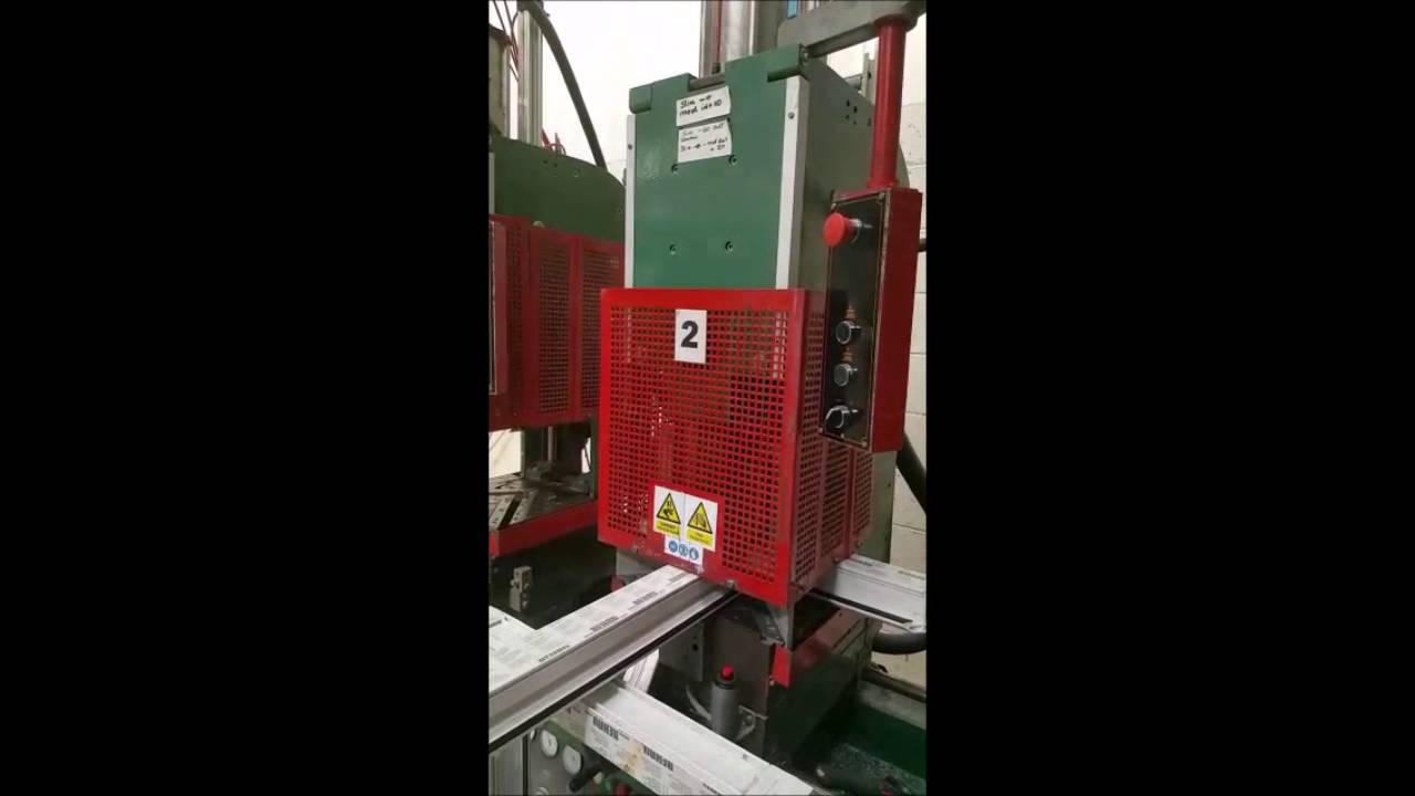 Wegoma SL4 UNI Welder - Window Machinery Search - YouTube
