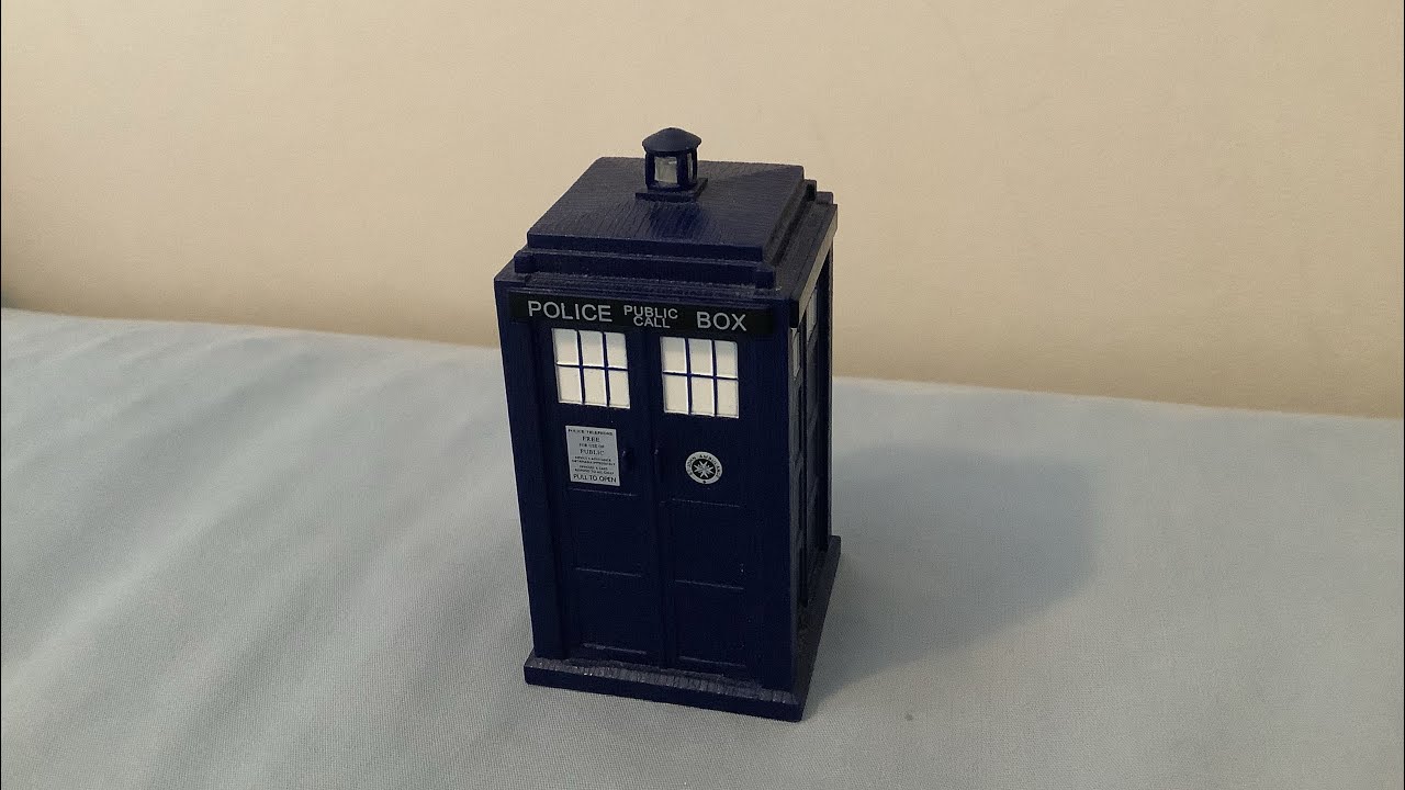 Tardis landing and takeoff animation - YouTube