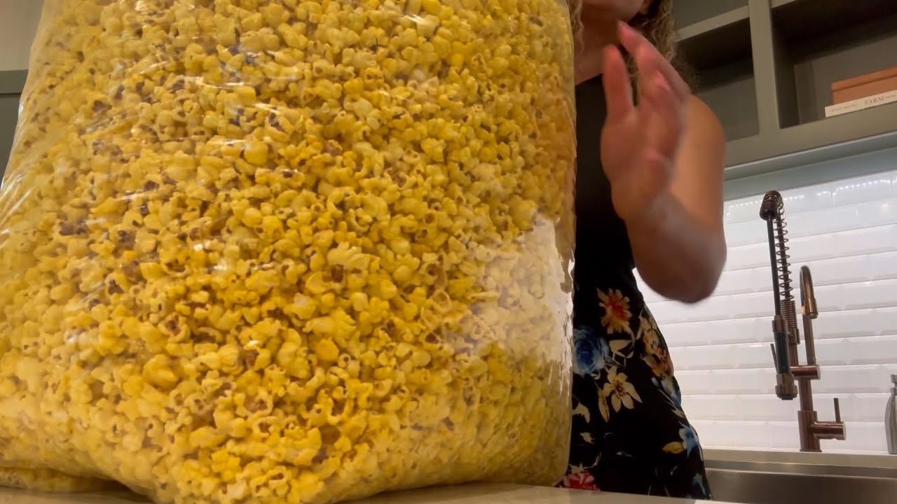 Filling bags of popcorn! - YouTube