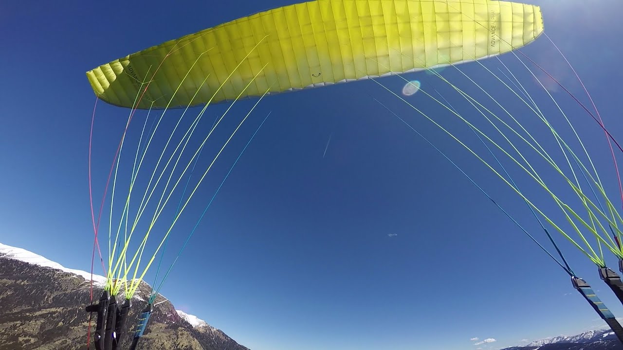 Paragliding B-Schein mit Ewa Wisnierska - YouTube