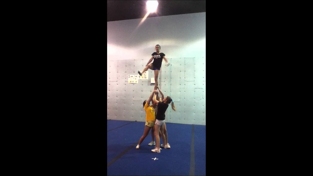 partners stunt cheerleading - YouTube