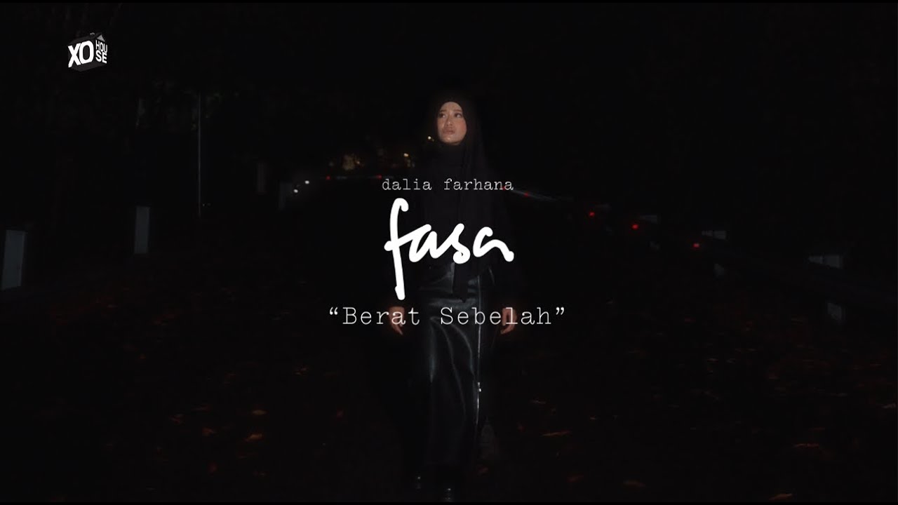 Dalia Farhana - Berat Sebelah (Official Visualizer) - YouTube