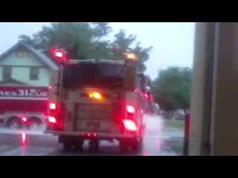 KCFD Pumper 19 and Rescue 31 - YouTube