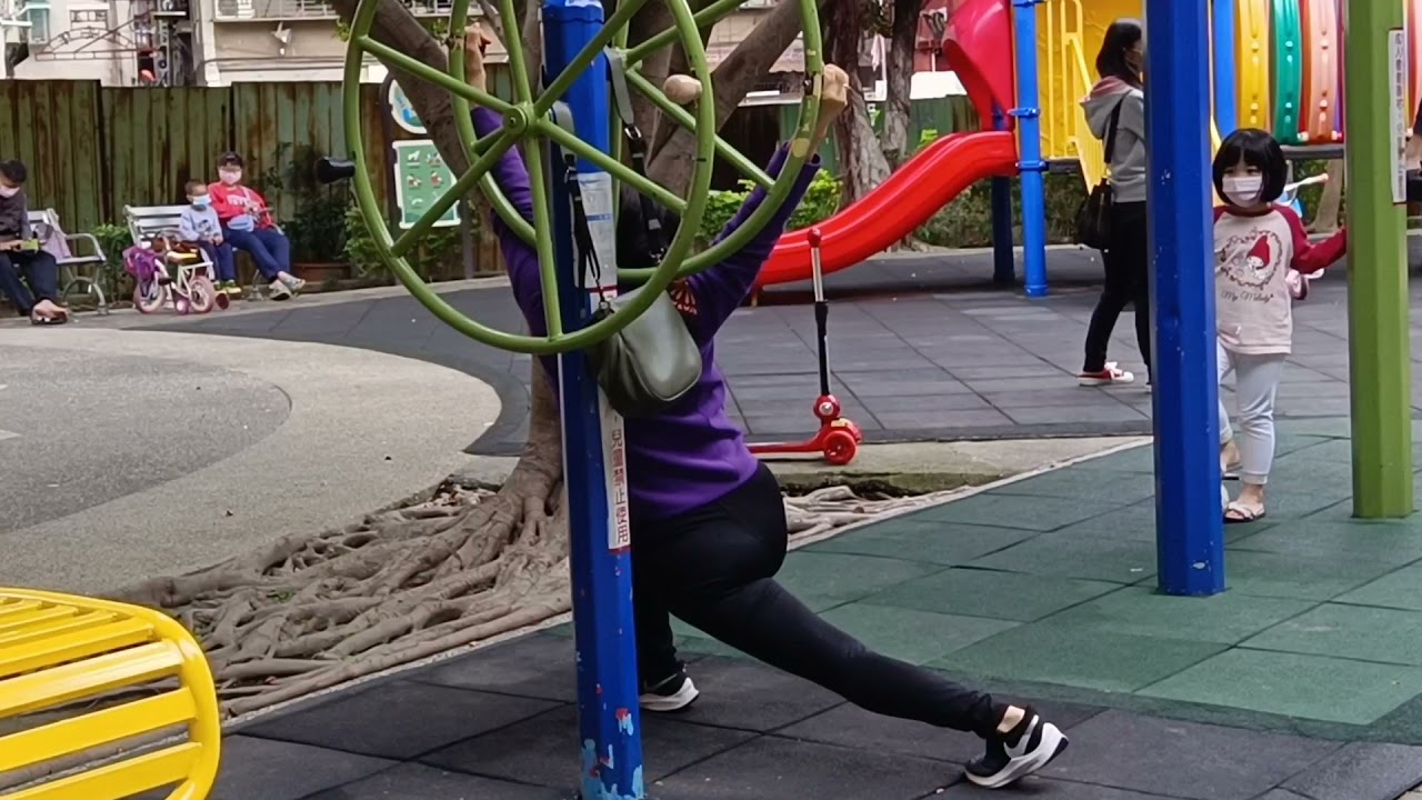 MINI EXERCISE PARK TAIWAN - YouTube