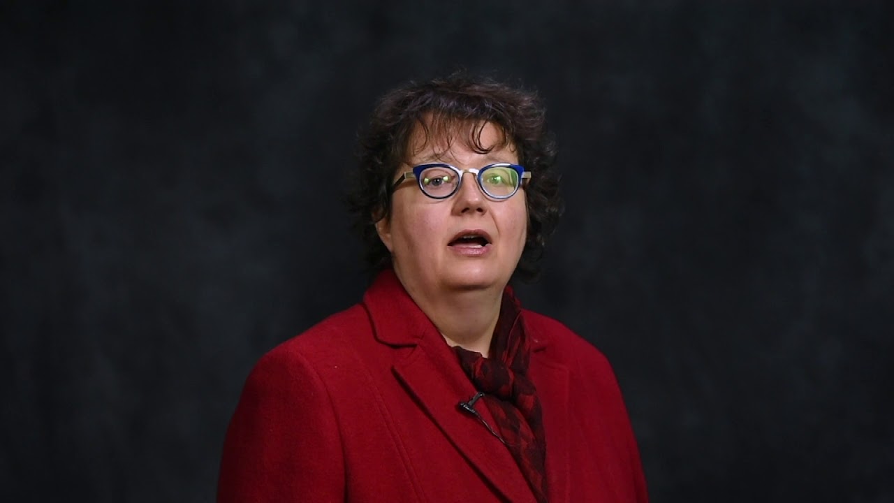 Paula Simons compares Rachel Notley to Margaret Thatcher - YouTube