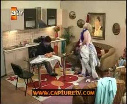 Berkut Murat'la Banu'nun Evini Bastı