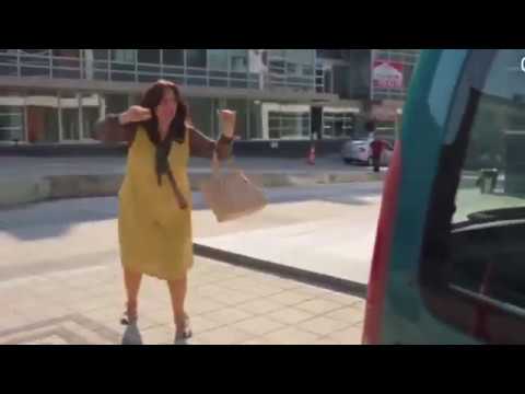 Hüsne Araba Sahnesi / Aramızda Kalsın Komik Sahneler