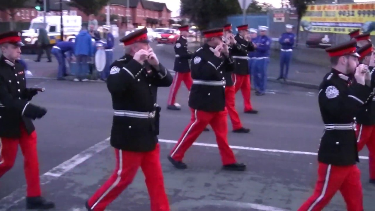 Shankill Star FB @ Four Step Volunteers Memorial Parade 2019 - YouTube