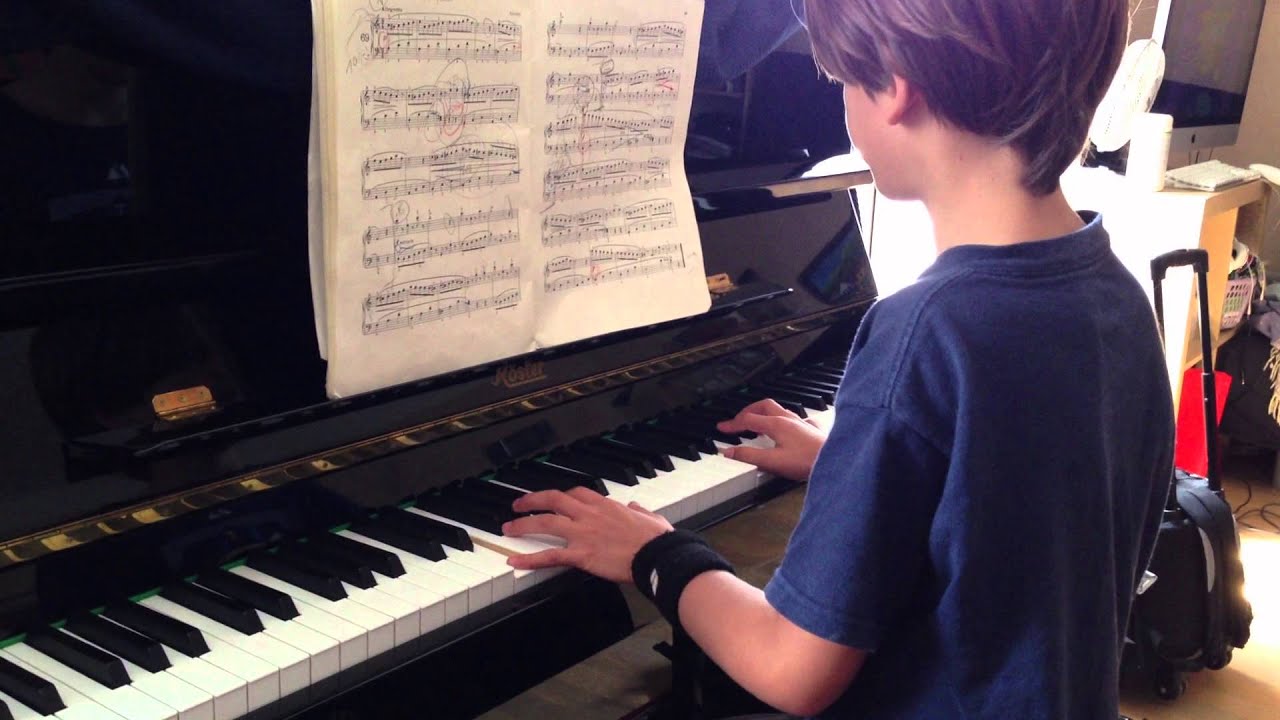 Duvernoy's study op.176 n.18 - YouTube
