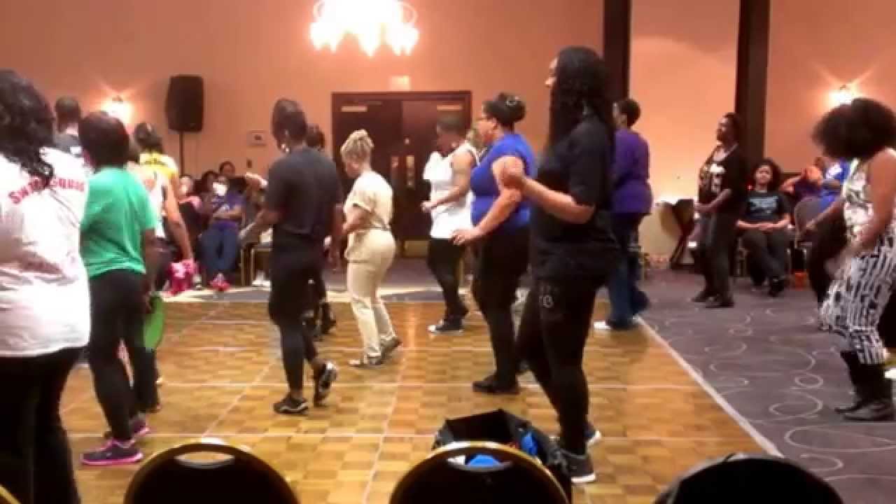 Legs shakin line dance - YouTube