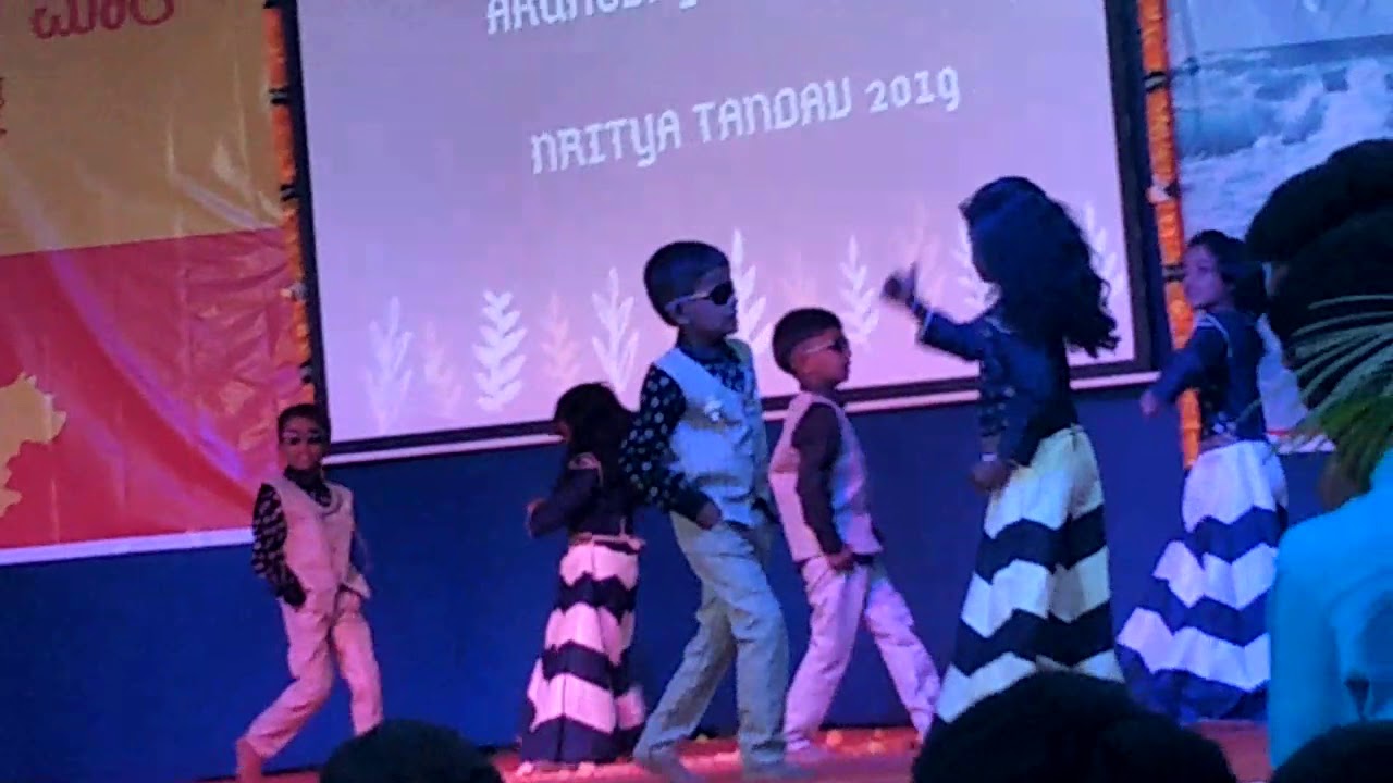Chutti Chutti dance by kids - YouTube