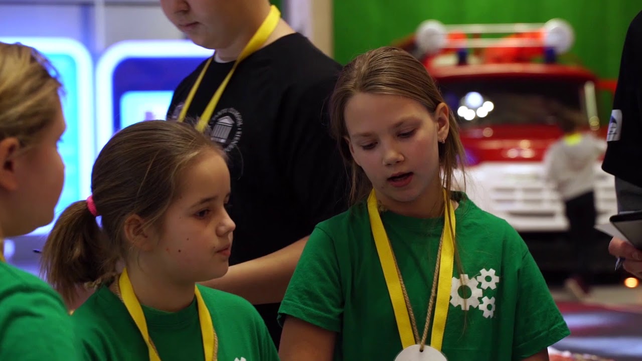 FIRST LEGO League robot design judging team RakkeRobo, Estonia - YouTube