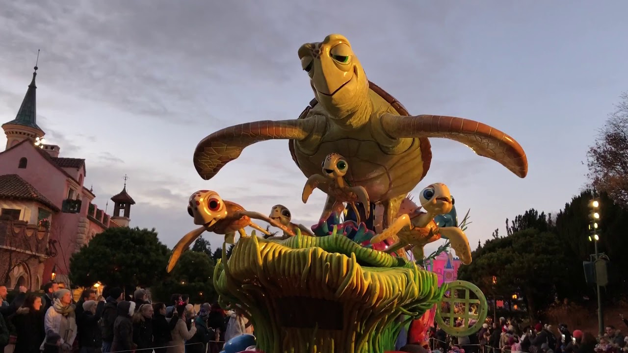 Disney Stars on Parade - YouTube