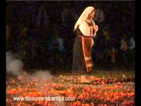 NESTINARI Live .flv - YouTube