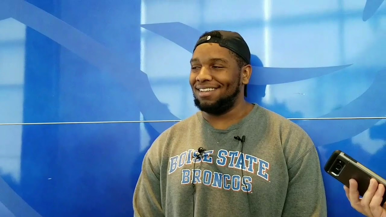 10/17/17 interview with Boise State OL, Archie Lewis - YouTube